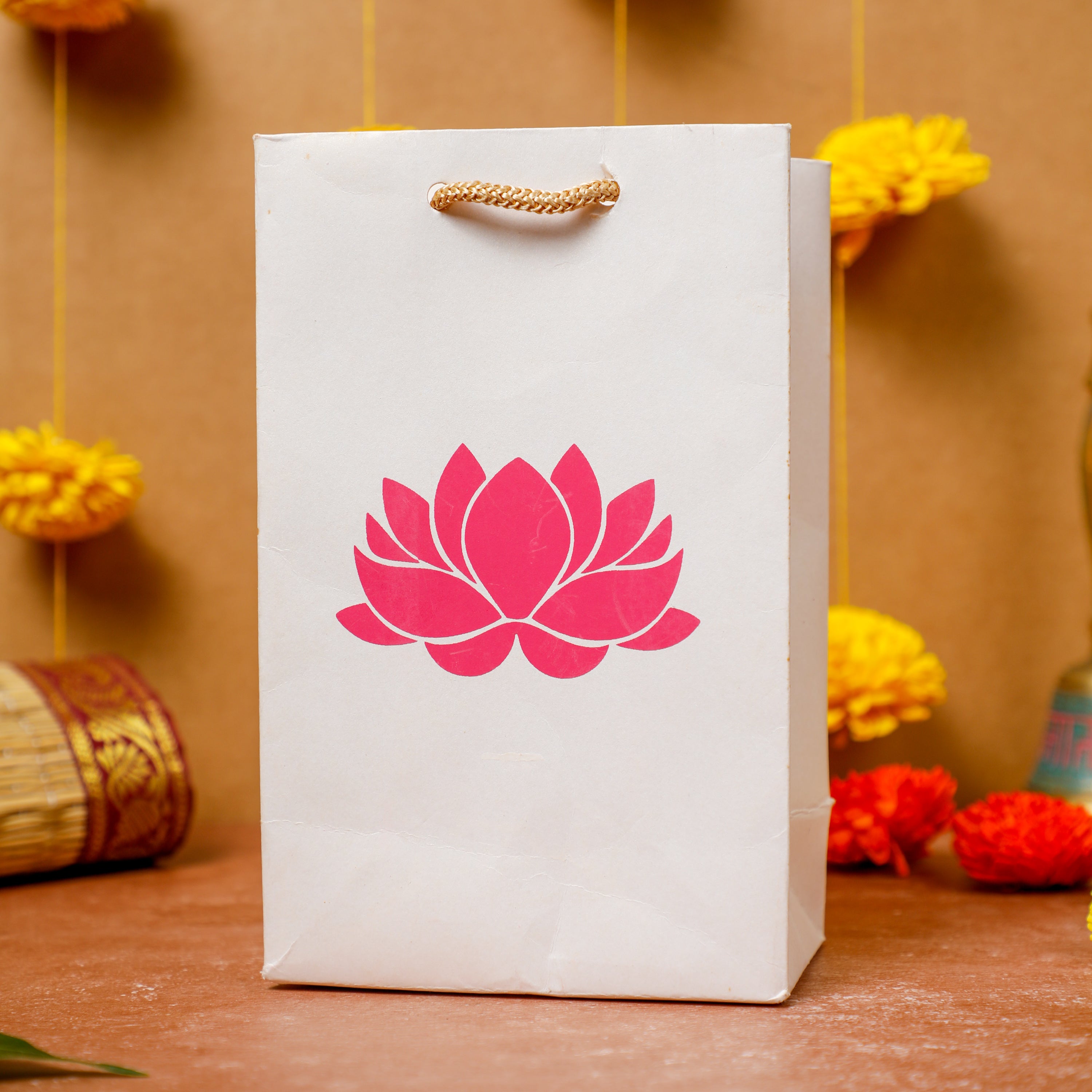 Buy Varalakshmi Vratham Return Gifts & Pooja Samagri in USA | Desifavors